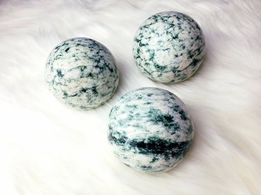 Tree Agate Spheres – Earthsong Oasis